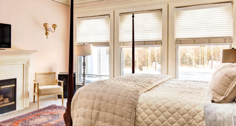 Guest Rooms | Lenox, MA | Gateways Inn