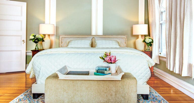 Guest Rooms | Lenox, MA | Gateways Inn